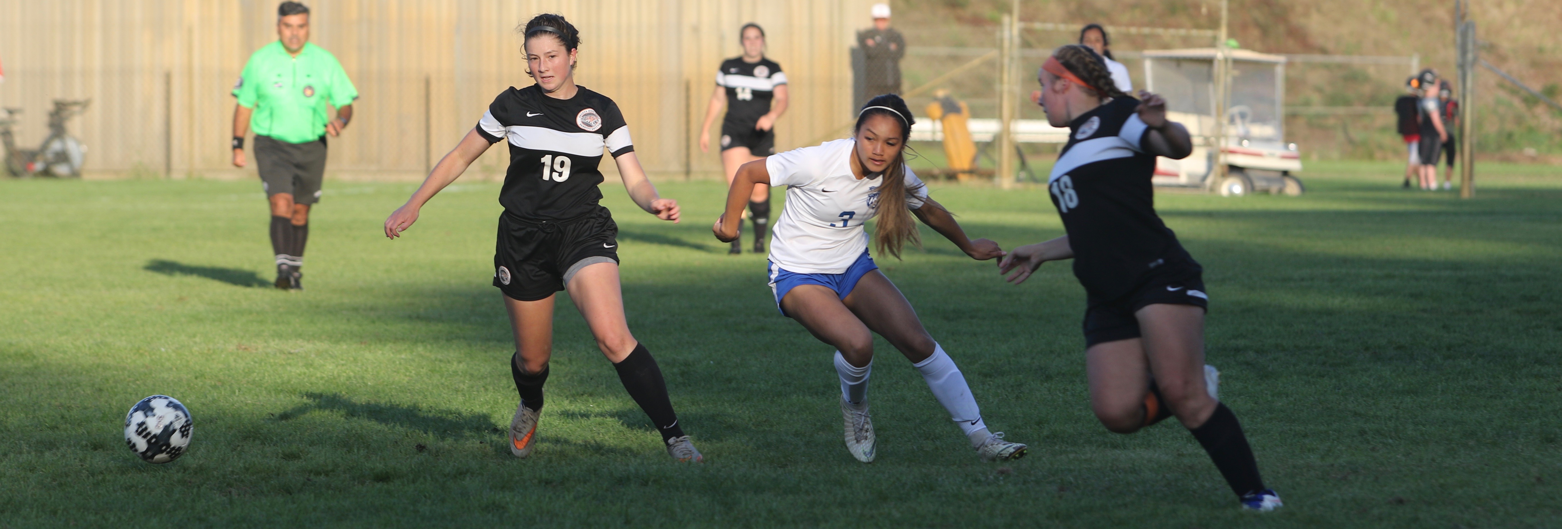 Fortuna girls top Arcata to keep pace in H-DNL – HumboldtSports.com